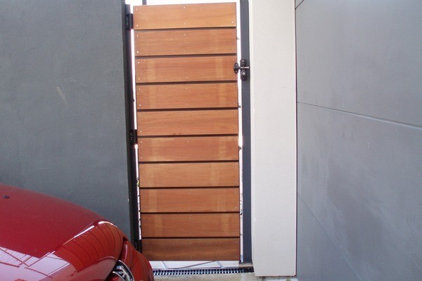 Timber Veneer Gates and Fences Wellington